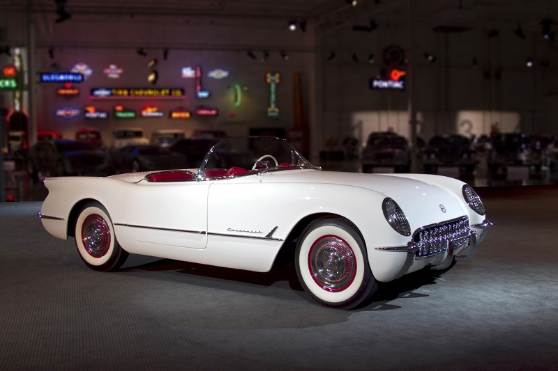 Chevrolet Corvette EX-122 (1953). Visul american