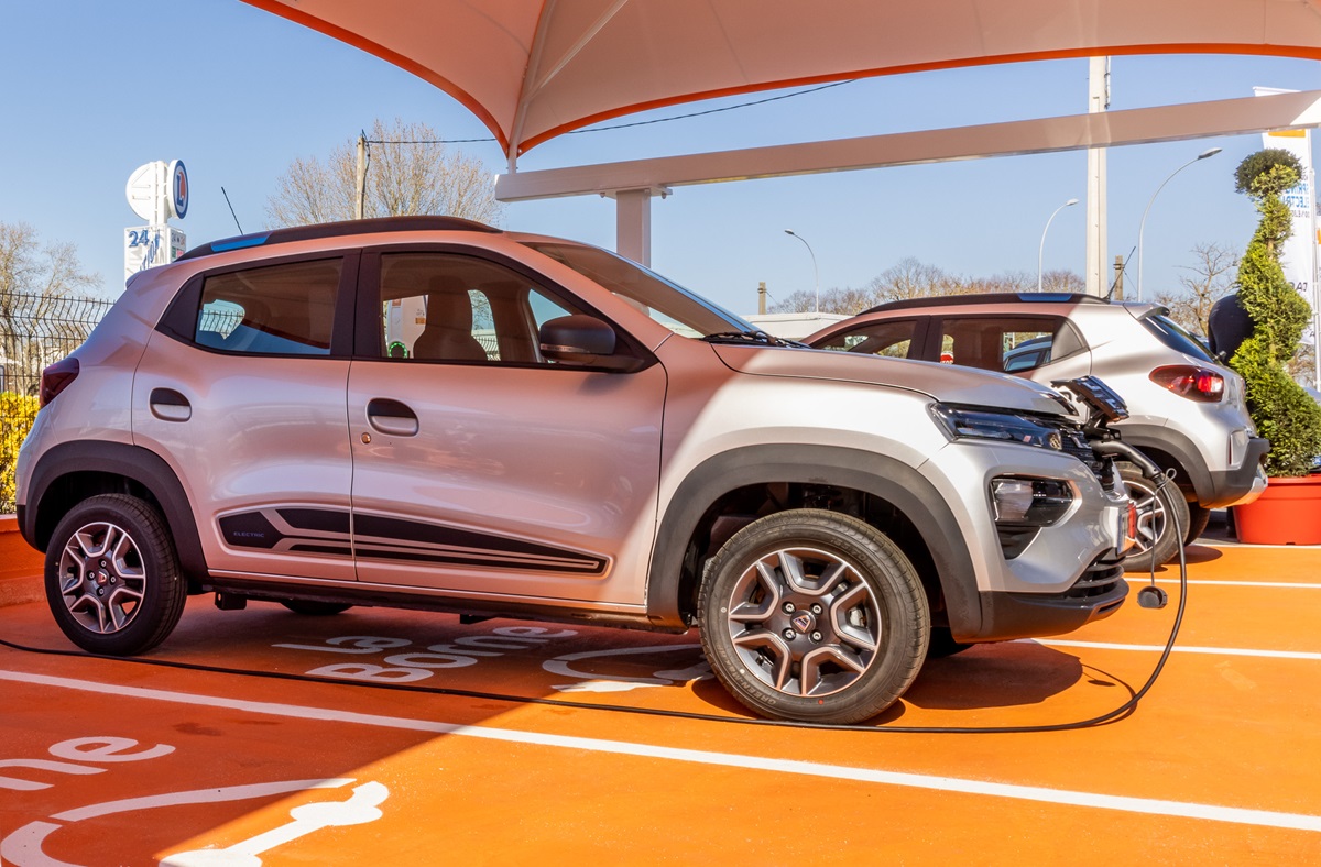 Dacia confirmă: viitorul Sandero va fi și electric